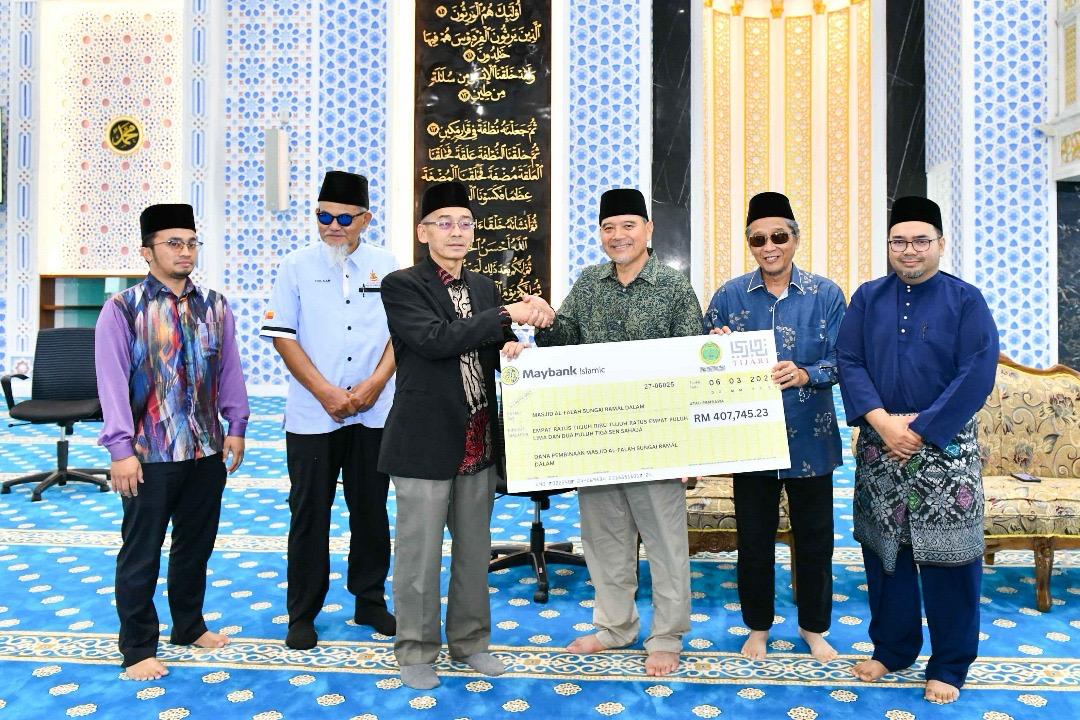MAJLIS PENYERAHAN SUMBANGAN TABUNG INFAK JARIAH UMAT ISLAM SELANGOR ...