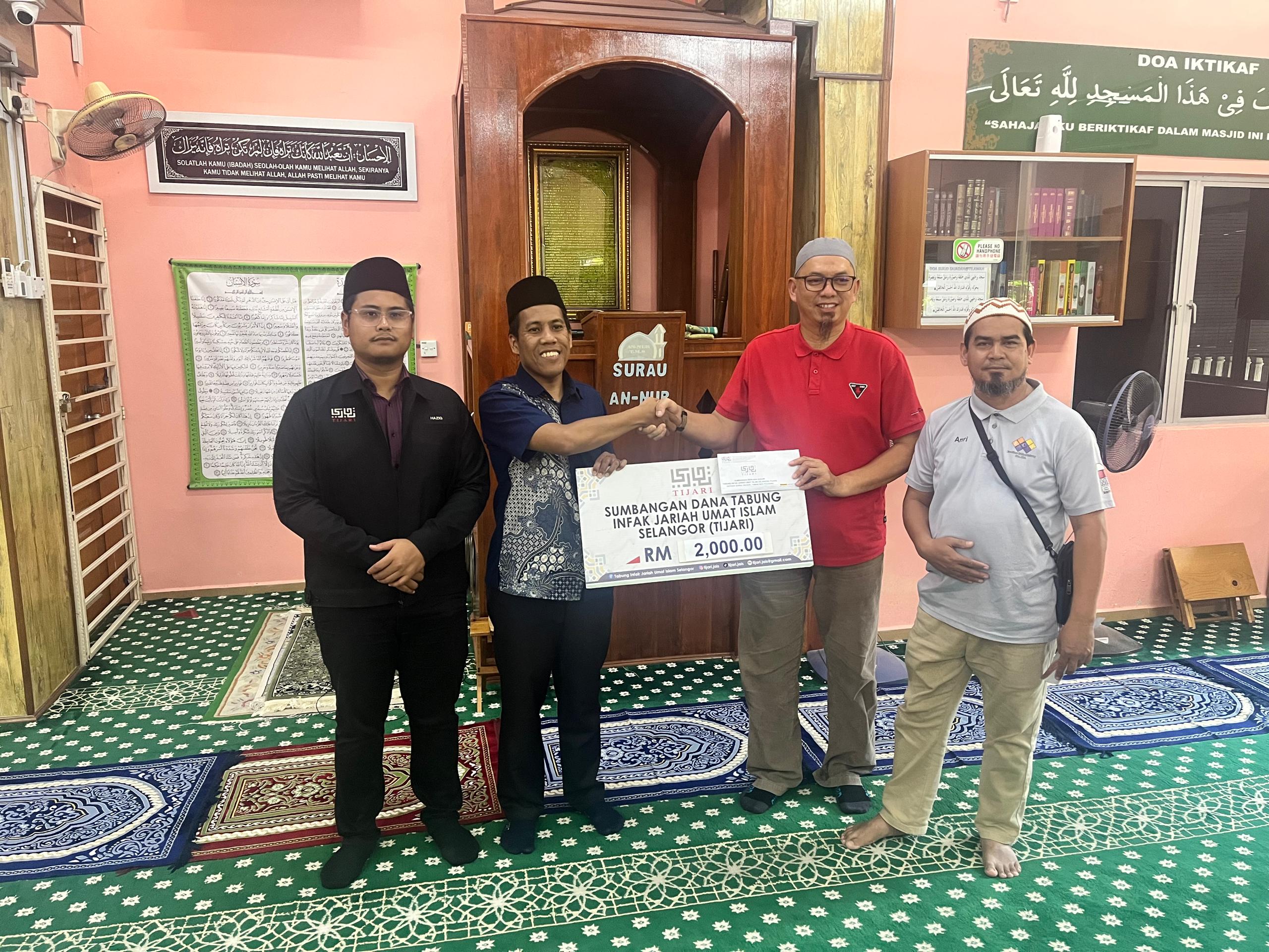 SUMBANGAN BENCANA BANJIR TABUNG INFAK JARIAH UMAT ISLAM SELANGOR ...